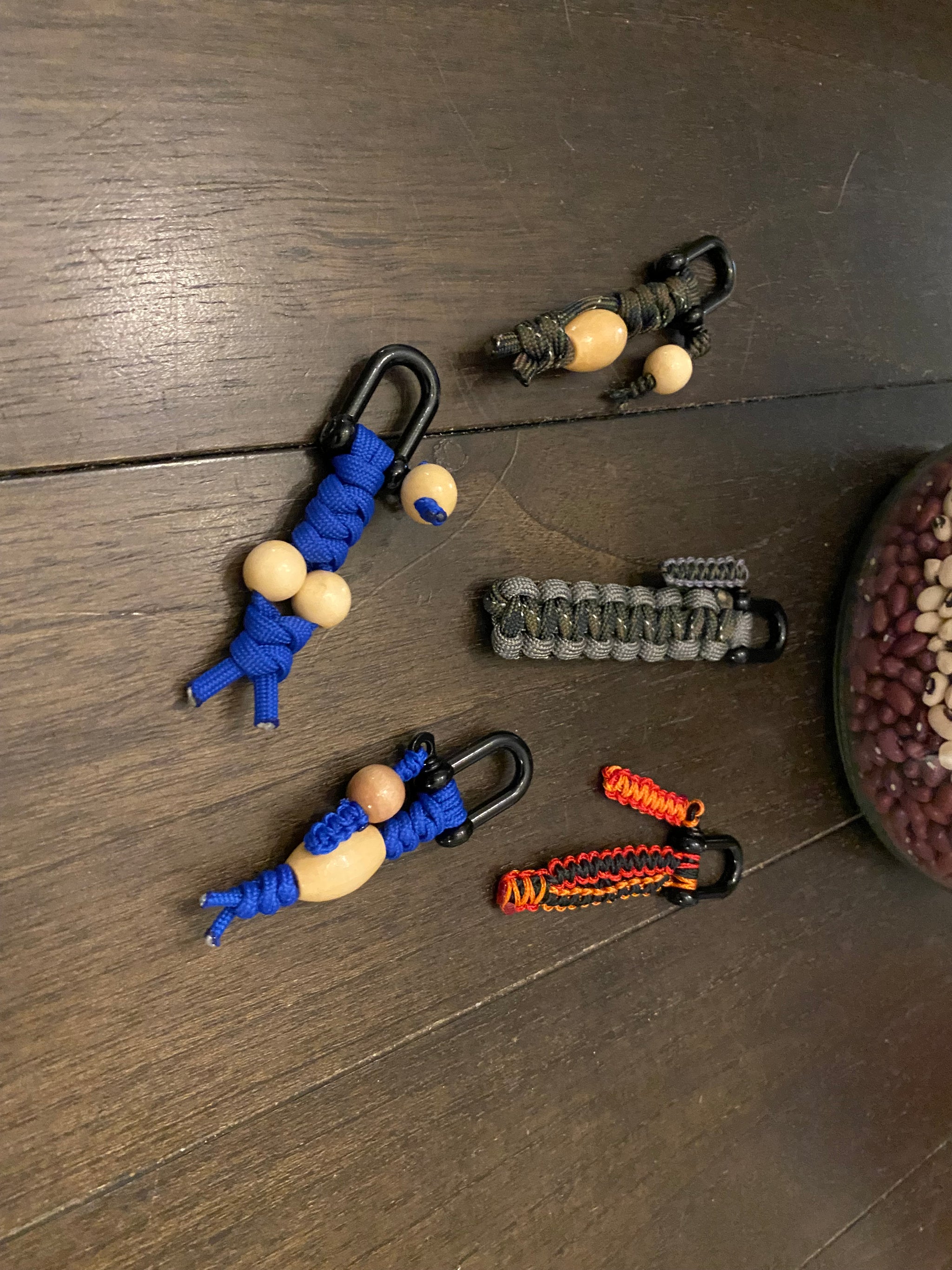 Custom Shackle Keychain – North Creek Paracord